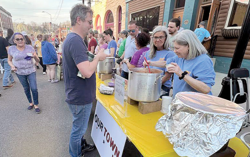 CommUnity Table Event Draws Hundreds | News, Sports, Jobs - The ...